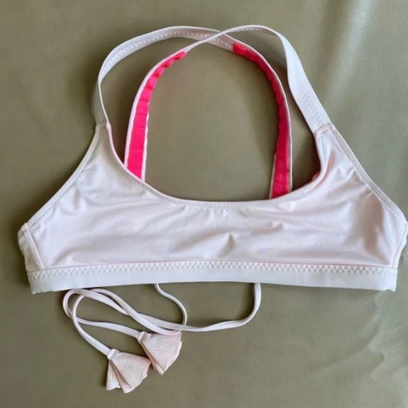 lululemon athletica | Swim | Rare Reversible Lululemon Bikini Top Wave ...